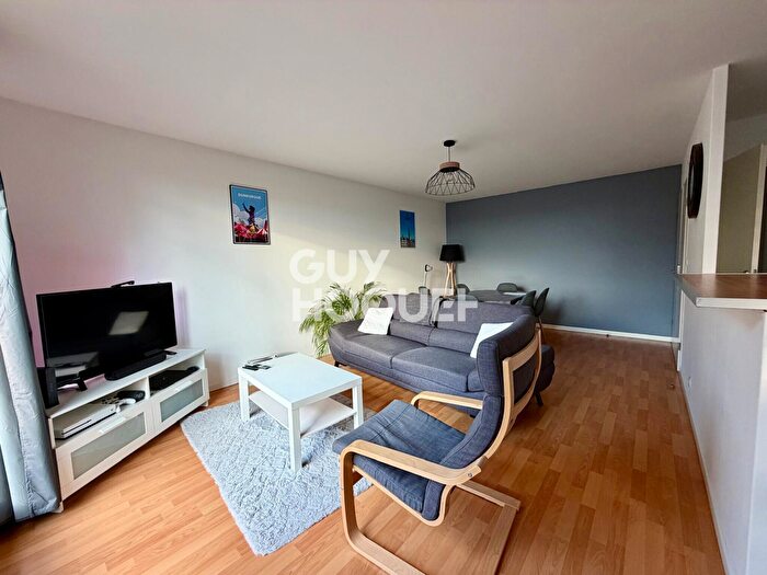 Calais, Hôtel de ville : Appartement 3 pièces à vendre