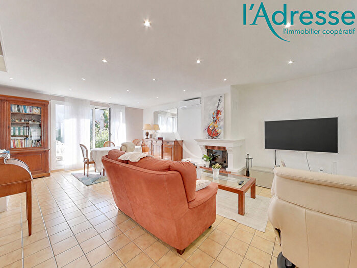 Maison 6 pièces à Noisy-le-Grand, Sud, à vendre