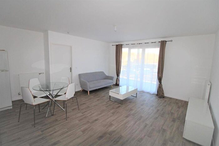 Appartement à louer - Montévrain - 2 pièces - 1 chambre