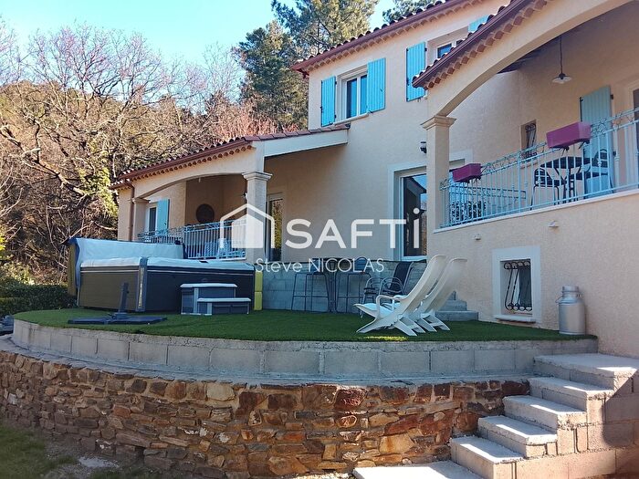 Maison à vendre - Sénéchas - 5 pièces - 3 chambres