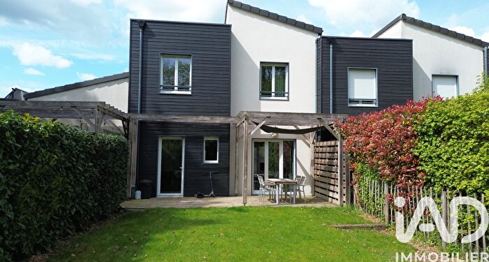 Vert-Saint-Denis - Maison 4 pièces à vendre