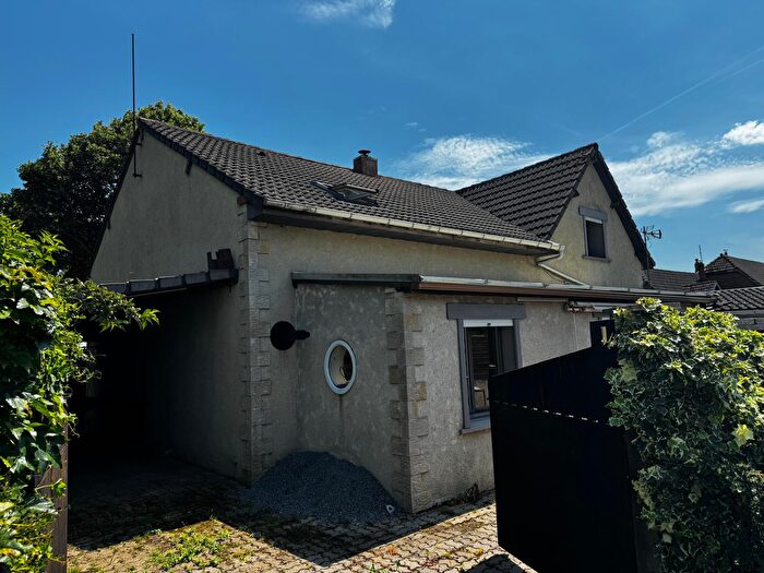 Maison 5 pièces à vendre à Aizecourt-le-Haut