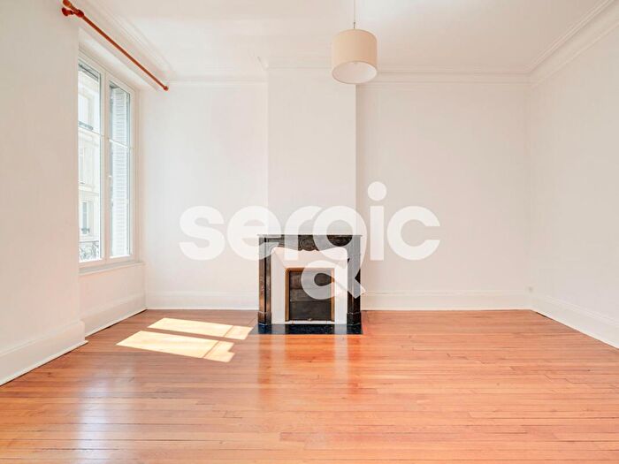 Appartement à vendre - Nancy, Poincaré, Foch, Anatole France, Croix de Bourgogne - 4 pièces - 2 chambres