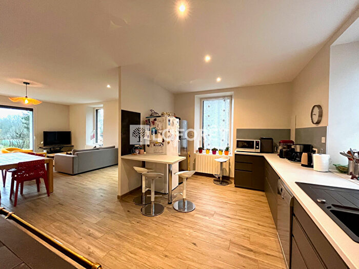 Maison à vendre - Val-de-Fier - 7 pièces - 5 chambres