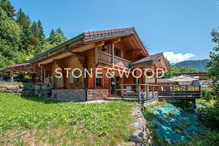 Maison à vendre - Saint-Jean-de-Sixt - 7 pièces - 5 chambres