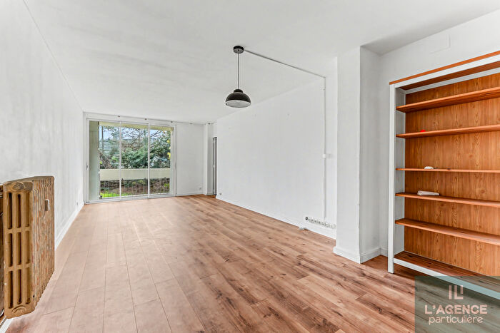 Appartement à louer - Toulouse, Ancély, Arènes romaines - 5 pièces - 4 chambres