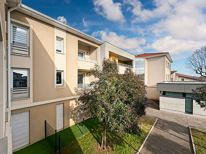 Appartement à vendre - Serpaize - 3 pièces - 2 chambres