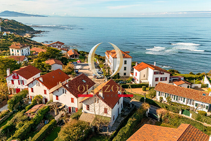 Maison à vendre - Bidart - 9 pièces - 7 chambres