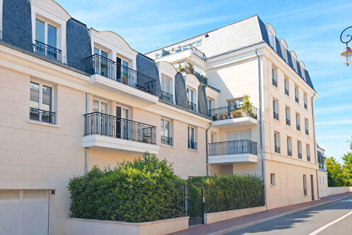 Appartement 5 pièces à vendre à Antony, Croix de Berny