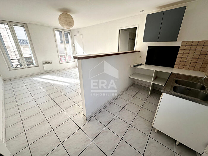 Appartement à vendre - Montereau-Fault-Yonne, Ville basse - 1 pièce