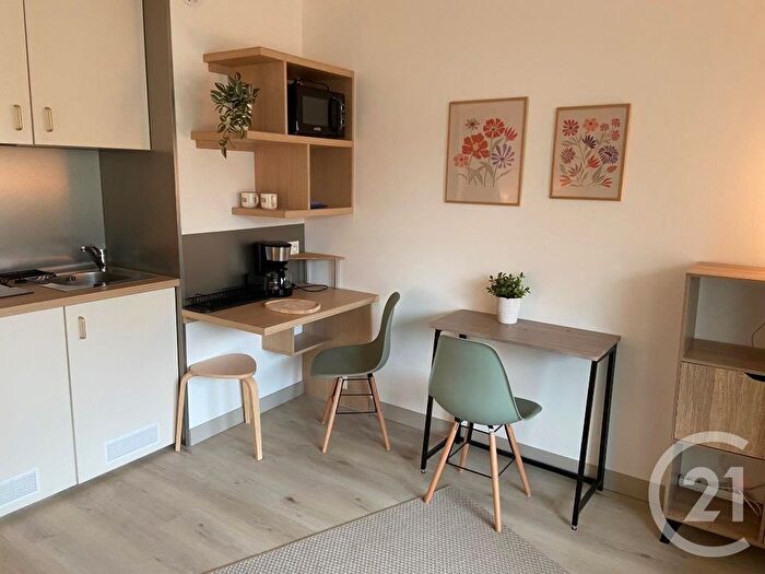 Appartement à louer - Arpajon-sur-Cère - 1 pièce