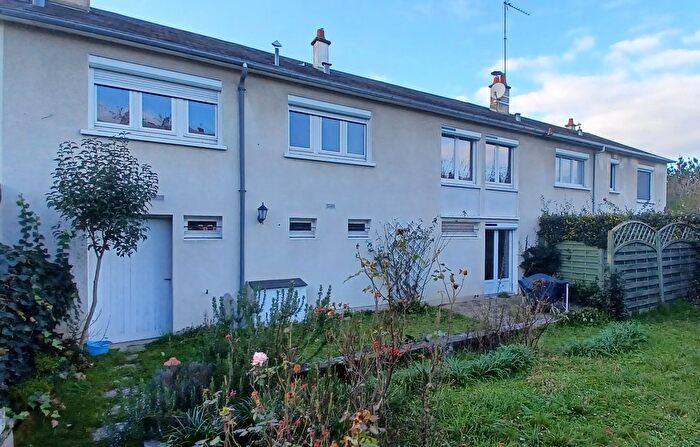 Maison à vendre - Châtellerault - 5 pièces - 4 chambres