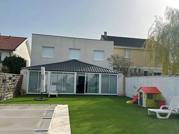 Jean Allemane-Aristide Briand, Savigny-sur-Orge - Maison 6 pièces à louer