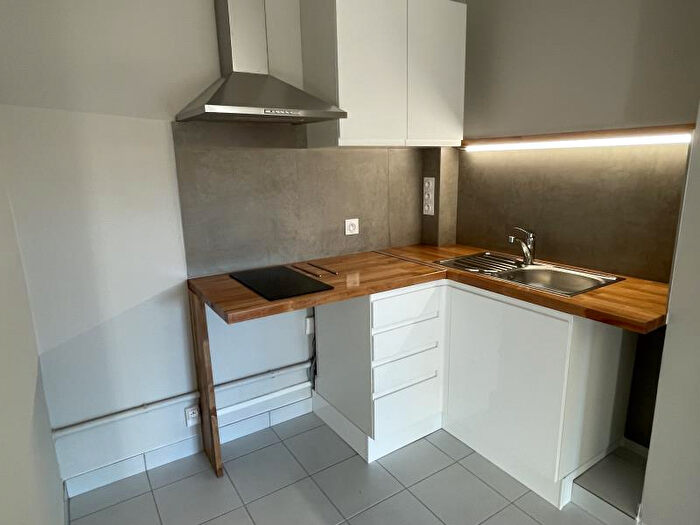 Appartement à louer - Tarbes, Centre-ville - 2 pièces - 1 chambre