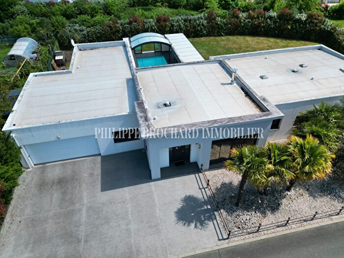 Maison à vendre - La Roche-sur-Yon - 10 pièces - 6 chambres