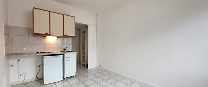 Appartement à louer - Nancy, Mon Désert, Jeanne dArc, Saurupt, Clémenceau - 1 pièce