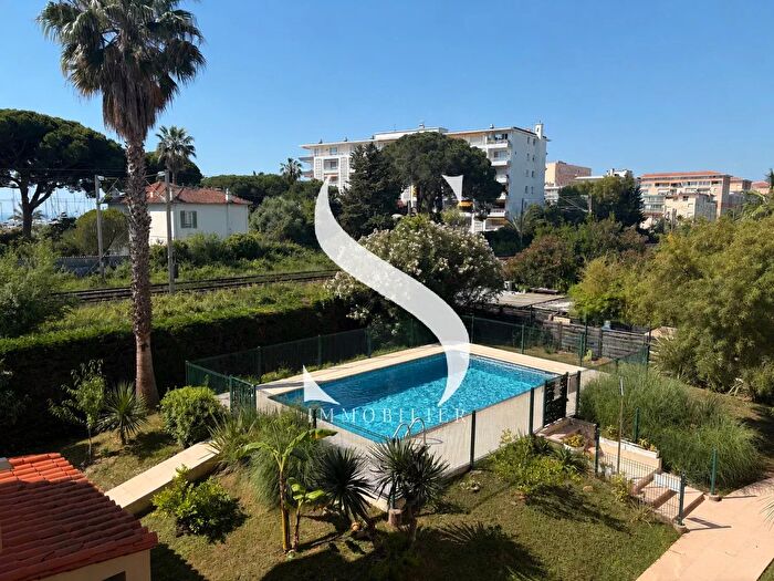 Appartement 2 pièces à louer à Vallauris, Les Paluds