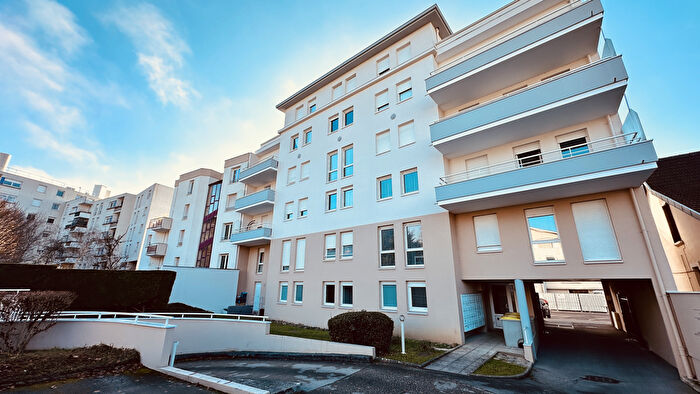 Appartement 1 pièce à louer à Dijon, Les Péjoces