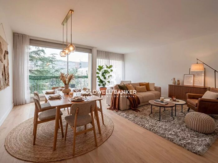 Appartement à vendre - Puteaux, La Défense - 4 pièces - 2 chambres