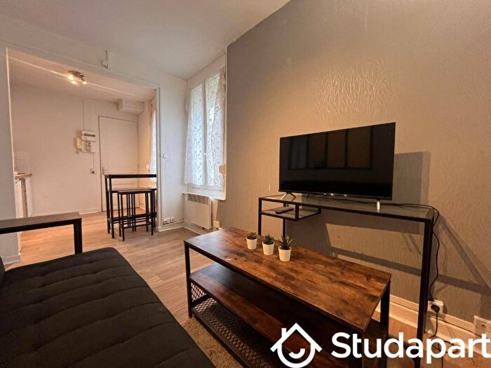 Appartement à louer - Clairmarais-Charles Arnould, Reims - 2 pièces