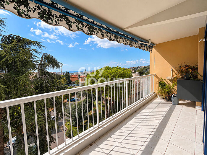 Appartement 3 pièces à vendre - Nice, Corniche Fleurie