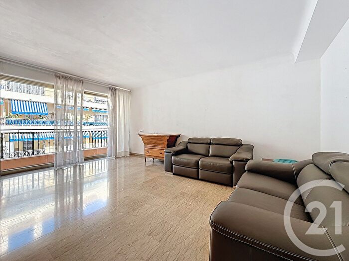 Appartement à vendre - Antibes, Coeur de ville - 3 pièces - 2 chambres