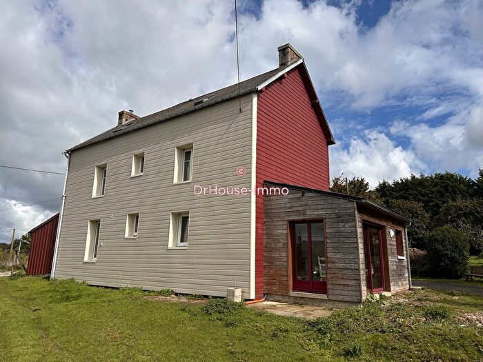 Maison à vendre - Truttemer-le-Grand - 8 pièces - 5 chambres