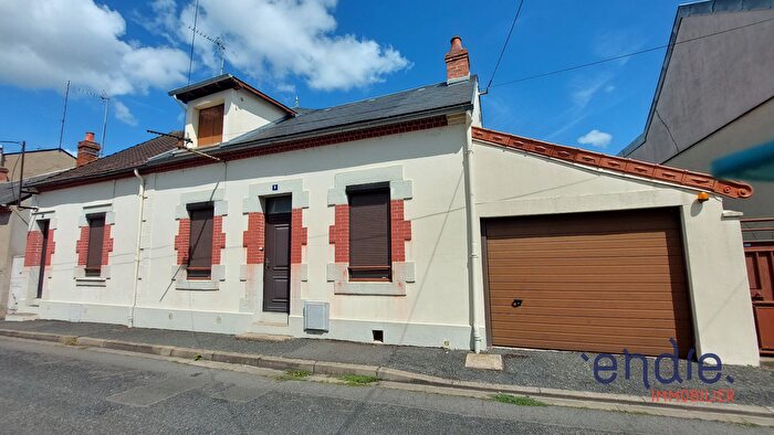 Maison à vendre - Yzeure, Les Bataillots - 7 pièces - 3 chambres
