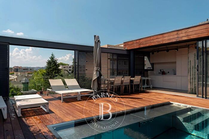 Maison à vendre - Lyon e , Sans Souci, Dauphiné - 6 pièces - 4 chambres