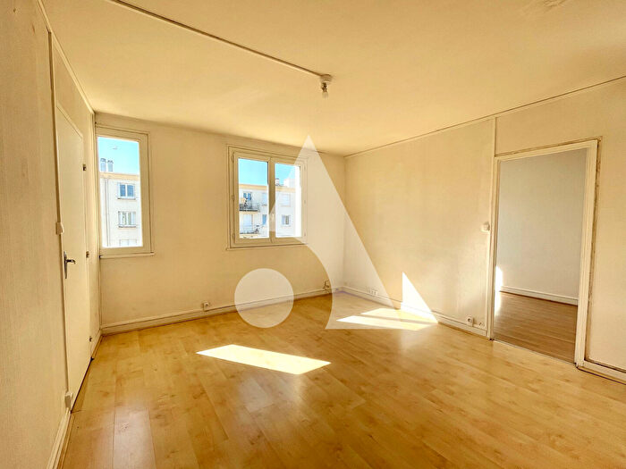 Appartement à vendre - Nantes, Longchamp, Rond-Point de Rennes, Perverie, Américains - 3 pièces - 2 chambres
