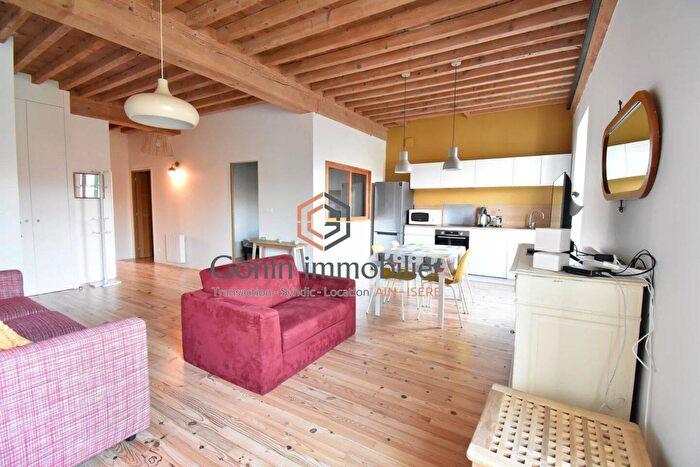 Appartement à louer - Sault-Brénaz - 3 pièces - 2 chambres