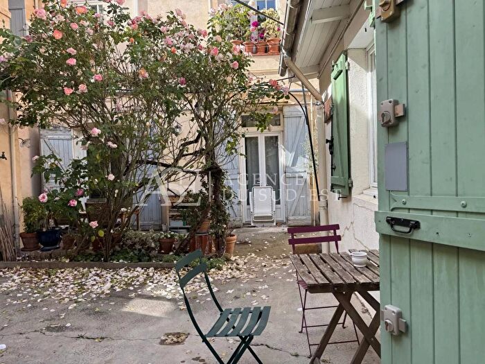 Centre Ville, Aix-en-Provence : Appartement 2 pièces à louer