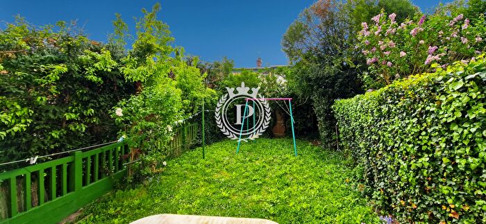 Maison à vendre - Suresnes, Cité Jardins - 4 pièces - 2 chambres