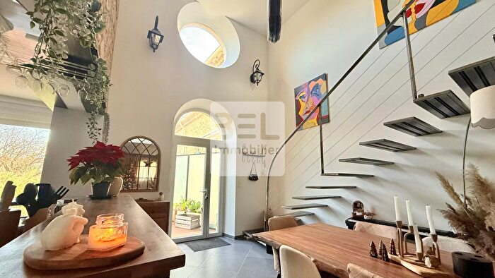 Maison à vendre - Chusclan - 5 pièces - 3 chambres