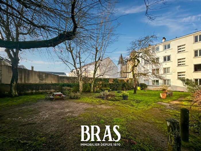 Appartement à louer - Nantes, Saint-Clément, Jardin des plantes, Caserne Lamoricière - 3 pièces - 2 chambres