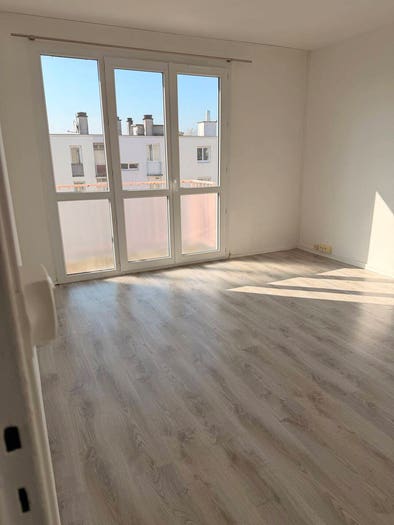 Beausejour, Noyon : Appartement 3 pièces à louer