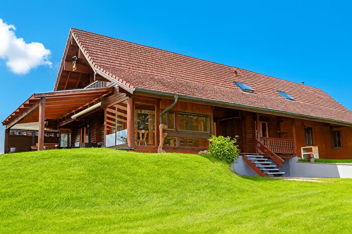 Maison à vendre - Bruebach - 8 pièces - 5 chambres