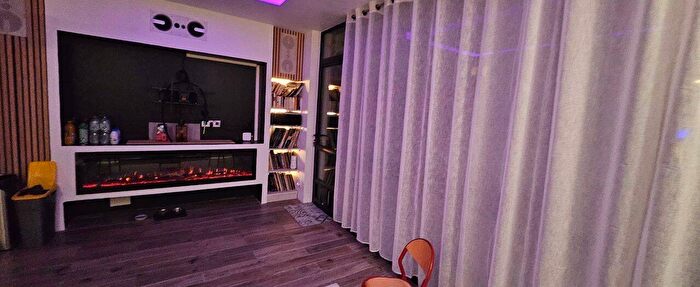 Appartement 1 pièce à République-Gare-Porte de Paris, Saint-Denis, à louer