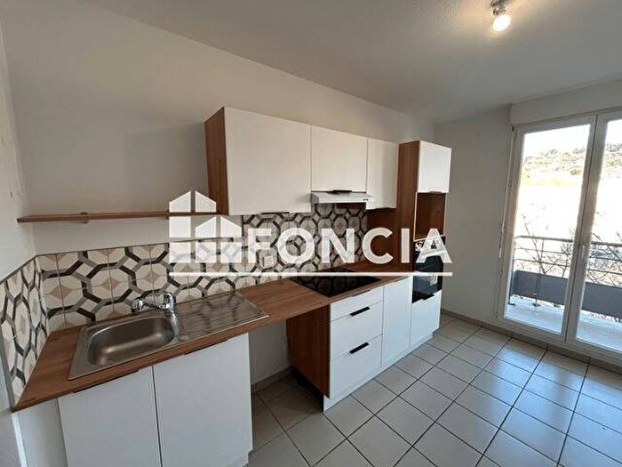 Appartement à louer - Saint Alyre, Clermont-Ferrand - 3 pièces - 2 chambres