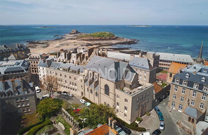 Appartement à vendre - Saint-Malo, Intra-Muros - 3 pièces - 2 chambres