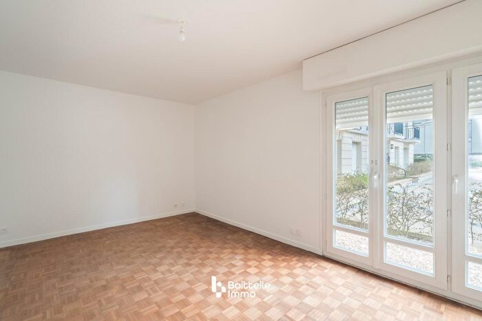 Appartement à vendre - Fontainebleau, Provenceaux, Carmel - 2 pièces - 1 chambre