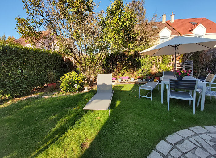 Maison à vendre - Guyancourt, Les Garennes - 6 pièces - 4 chambres