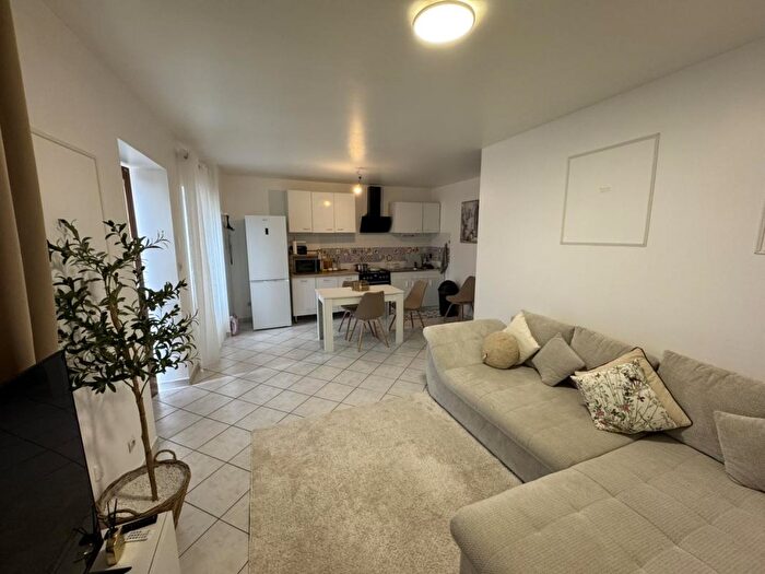 Meximieux - Appartement 2 pièces à louer
