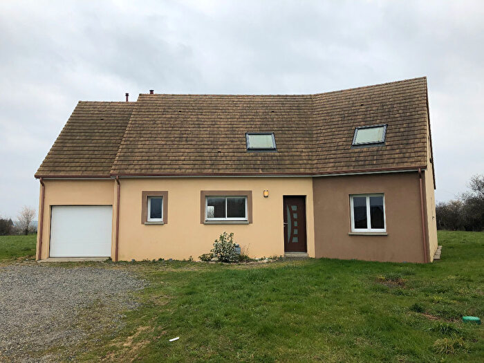 Fercé-sur-Sarthe : Maison 3 pièces à louer