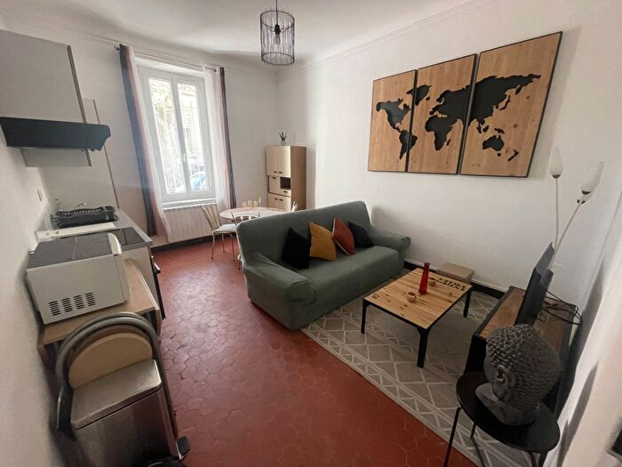 Appartement à louer - Saint Louis, Marseille ème arrondissement - 3 pièces - 2 chambres