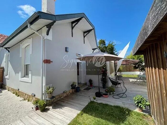 Maison à vendre - La Teste-de-Buch, Les Chênes Verts, Bordes, Clair-Bois, Pinède de Conteau - 4 pièces - 2 chambres