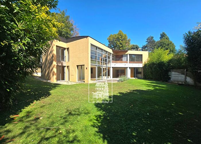 Maison à louer - Garches - 8 pièces - 5 chambres