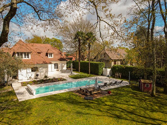 Maison à vendre - Lons - 6 pièces - 5 chambres