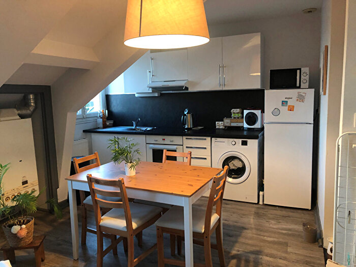 Appartement à louer - Le Creusot, Sud - 2 pièces - 2 chambres