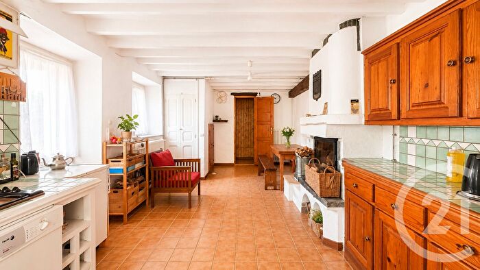 Villar-Loubière - Maison 4 pièces à vendre